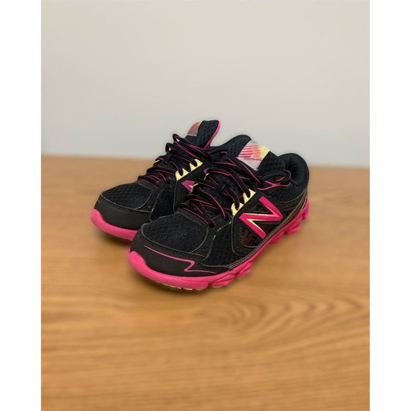 New Balance | Shoes | New Balance 75 V3 Womens Running Shoes Blackpink ...